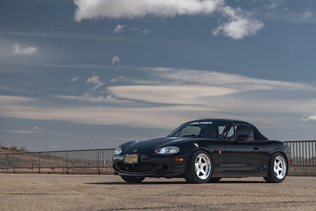 1998 Mazda Miata - Motegi MF416 Battle V - White | Wheel Pros