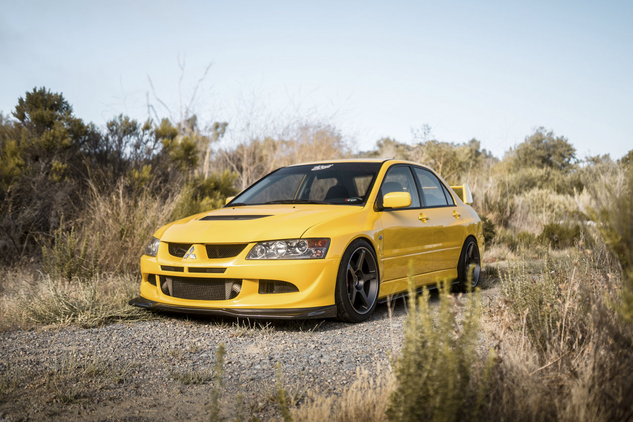 2002 Mitsubishi EVO VII - Motegi MR159 BATTLE V - Gray | Motegi Wheels