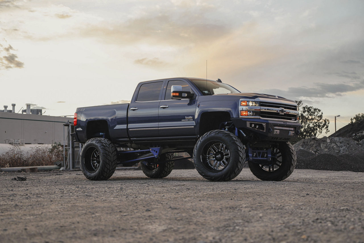 2018 Chevrolet Silverado - Moto Metal FOLSOM - Black | Moto Metal