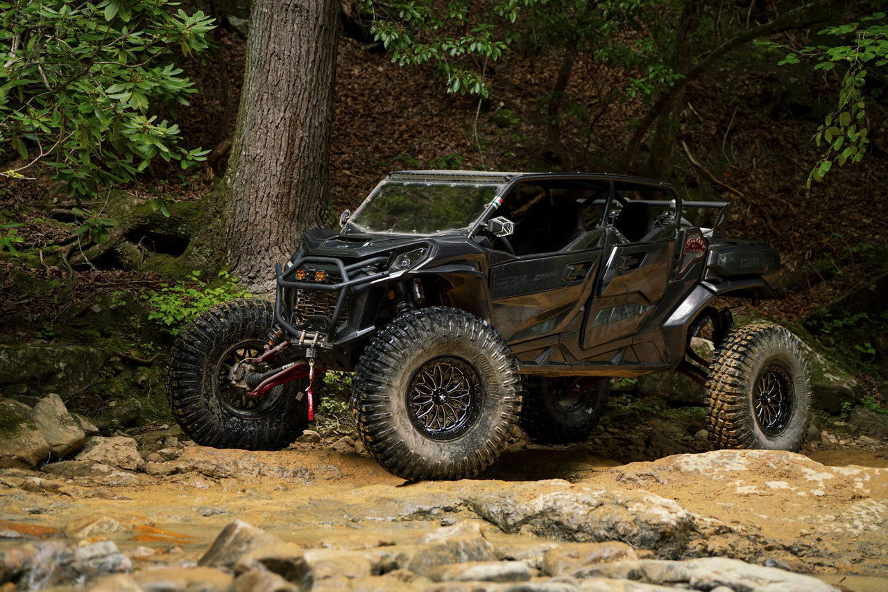 2023 CanAm Maverick X3 - KMC UTV BOLO - Black | MSA Wheels
