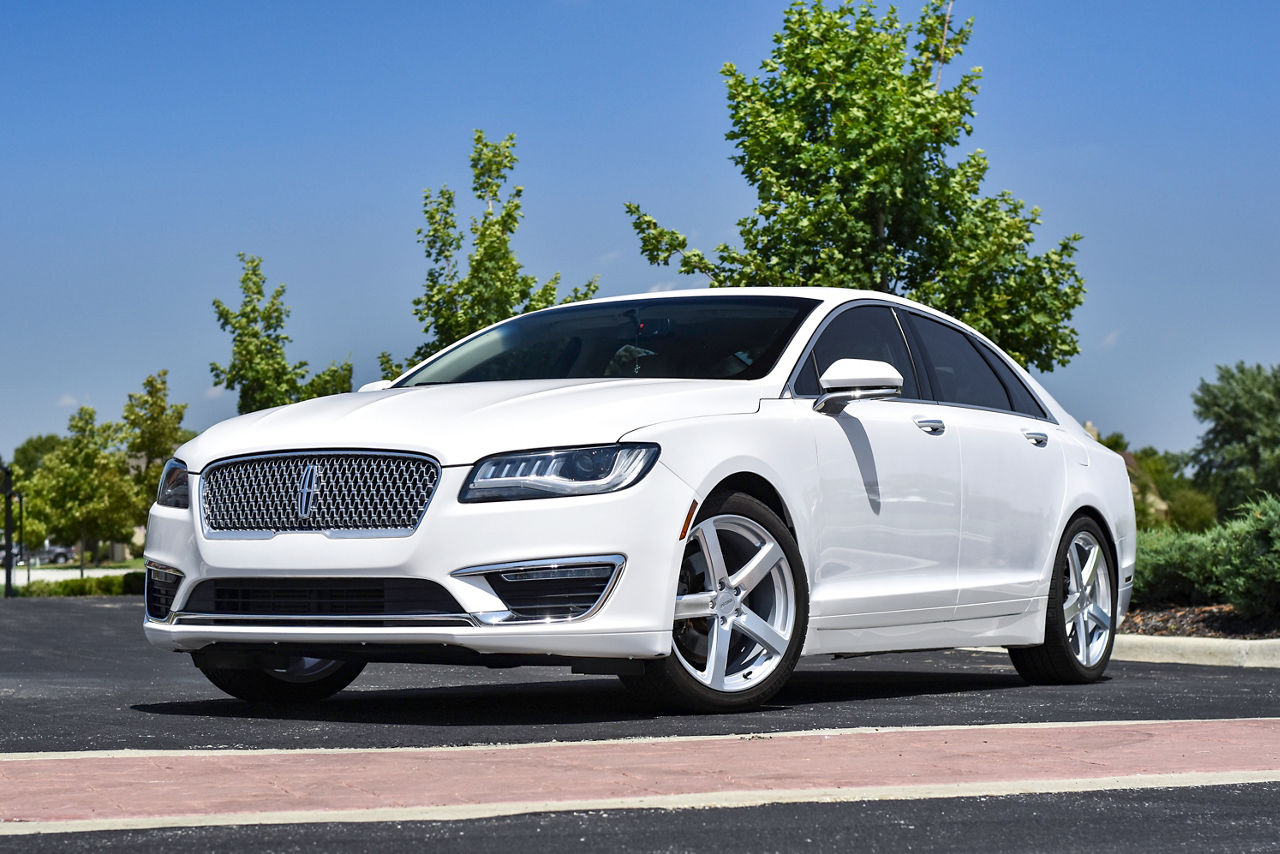 2017 Lincoln MKZ - Petrol P2A - Silver | Wheel Pros