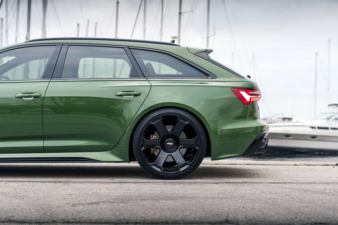 2020 Audi RS6 - Rotiform AVS - Black | Wheel Pros