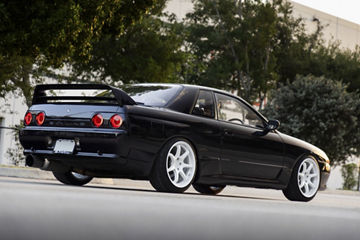 1994 Nissan Skyline R34 - Rotiform BPU - White | Rotiform