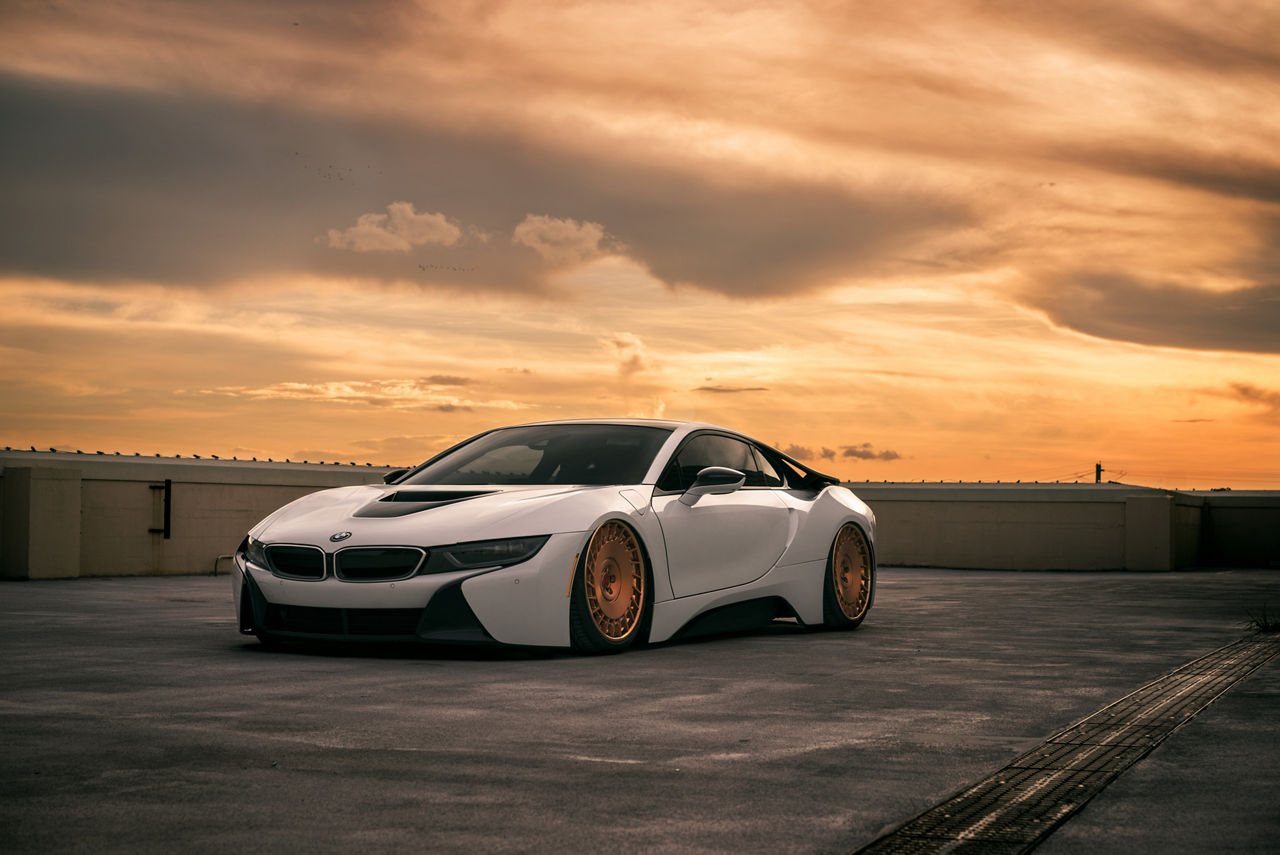 2018 BMW i8 - Rotiform CBU - Gold | Wheel Pros