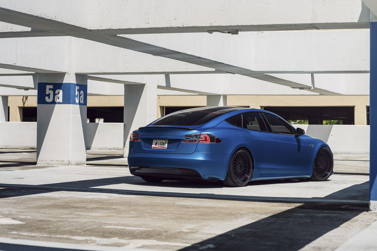 2021 Tesla Model S - Rotiform LHR - Black | Wheel Pros