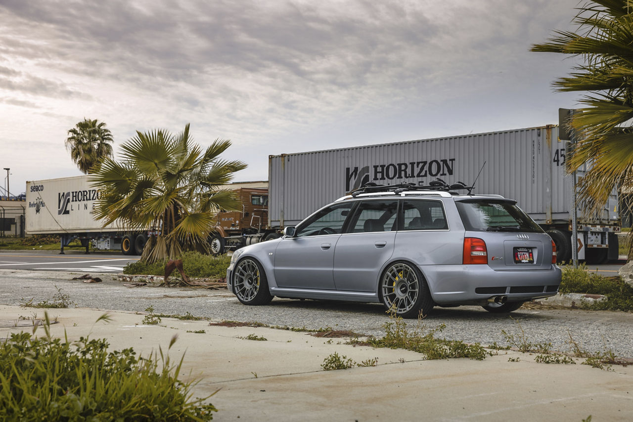 2001 Audi RS4 - Rotiform OZR - Gray | Wheel Pros