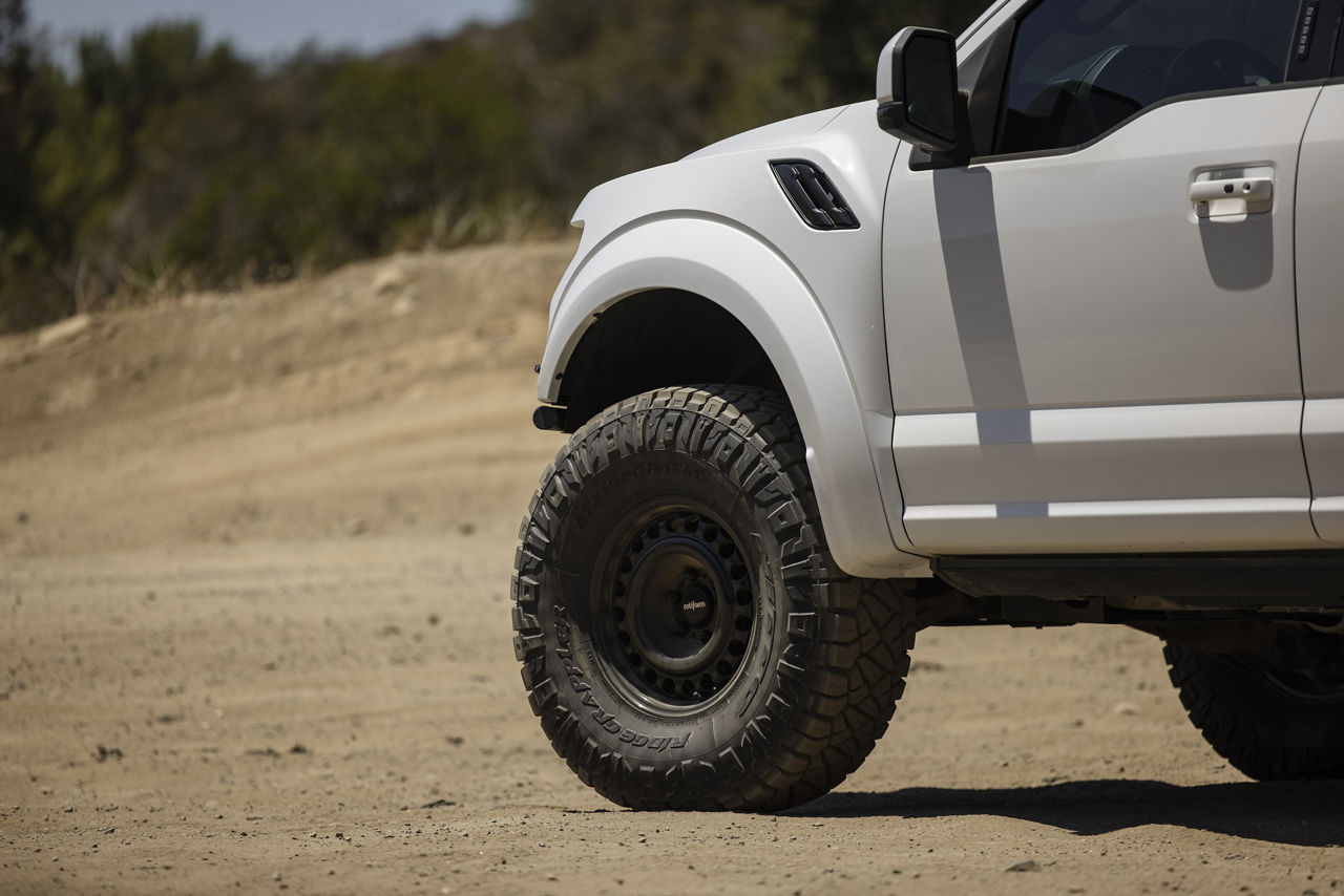 2020 Ford F150 Raptor - Rotiform STL - Black | Wheel Pros
