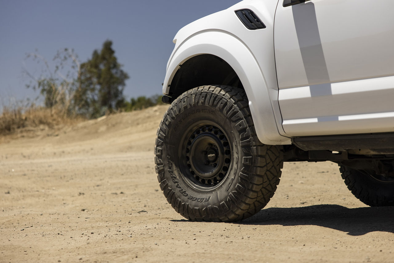 2020 Ford F150 Raptor - Rotiform STL - Black | Wheel Pros