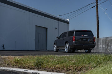 2019 Chevrolet Suburban - Status MAMMOTH - Chrome | Status Wheels