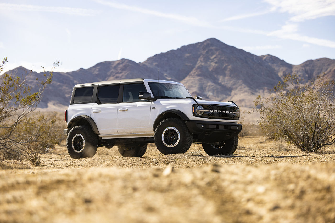 2021 Ford Bronco Raptor - KMC GRENADE DESERT BEADLOCK - Black | Wheel Pros