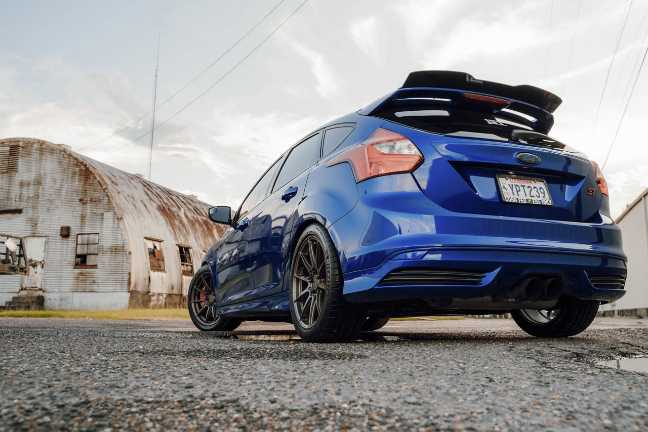 2018 Ford Focus ST - TSW KEMORA - Black | Wheel Pros