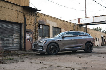 2020 Audi Q8 e-tron - TSW DAYTONA - Black | TSW Alloy Wheels
