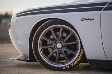 2016 Dodge Challenger R/T - US MAG RAMBLER - Gun Metal | Wheel Pros
