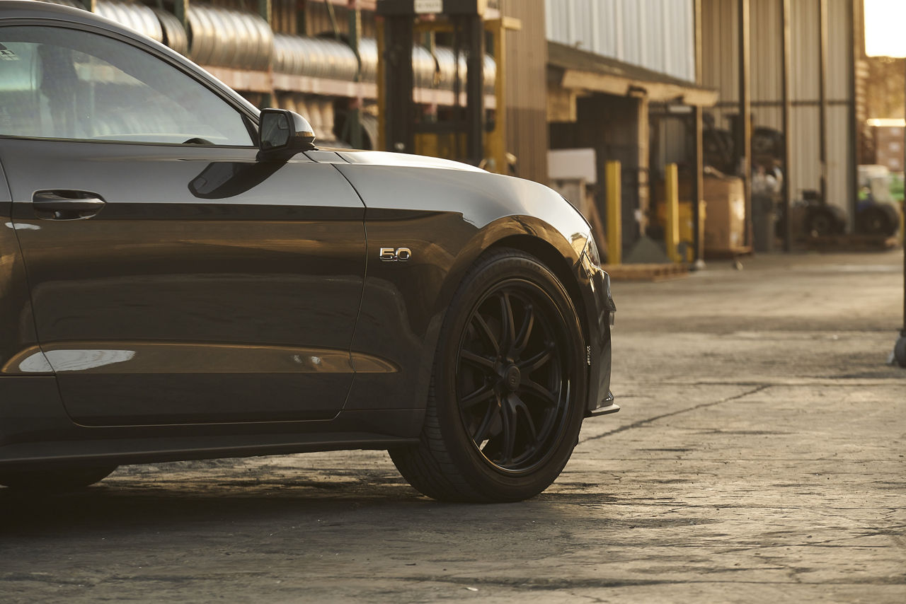 2020 Ford Mustang GT - US MAG RAMBLER - Black | Wheel Pros