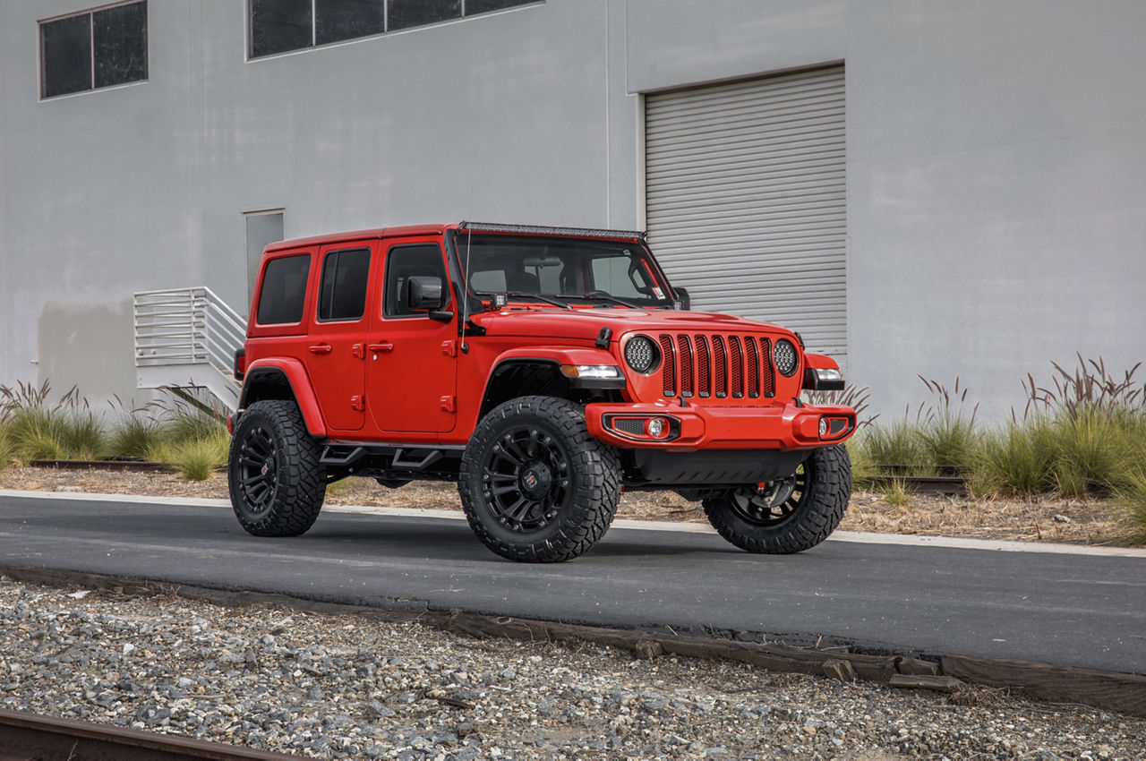 2020 Jeep Wrangler Sahara - XD MONSTER 3 - Black | XD Wheels